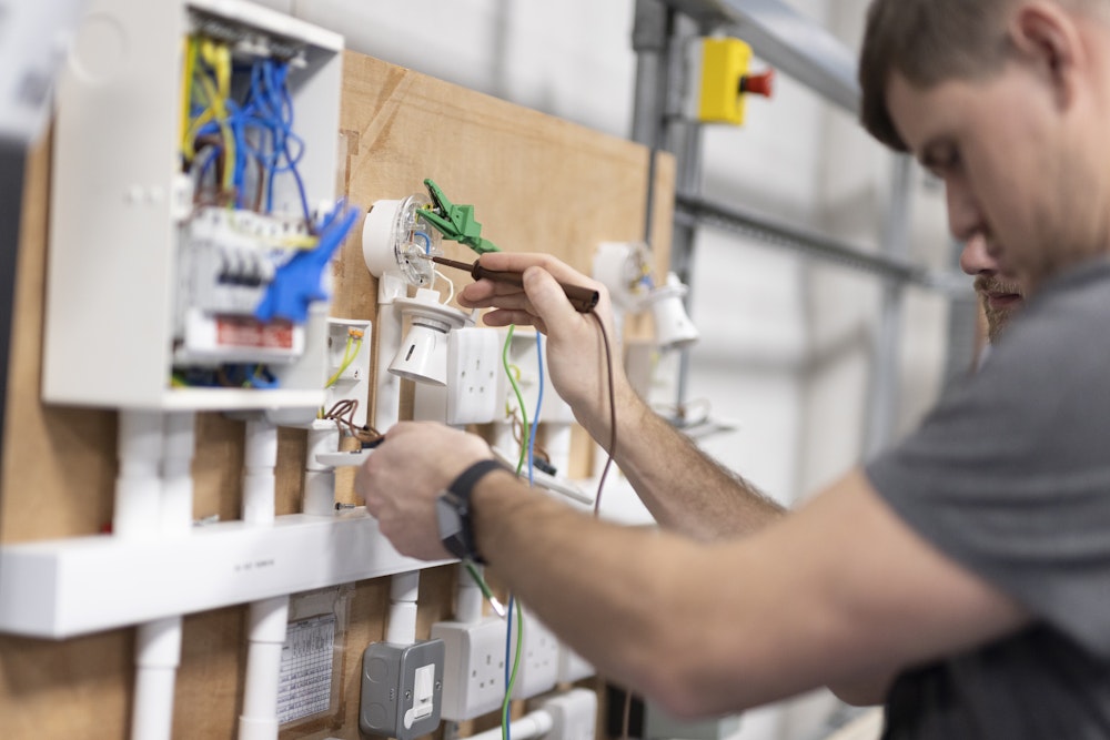 Test Measurement Workshop Course – NICEIC Shop